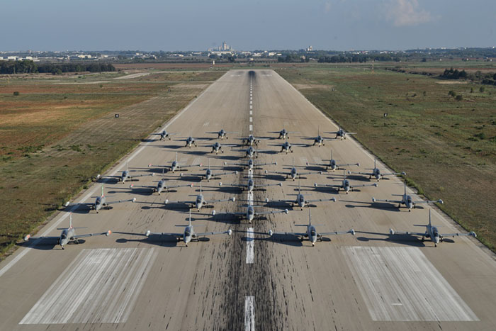 Aeronautica Militare: esercitazione “Elephant Walk” al 61° Stormo di ... Aeronautica Militare: esercitazione “Elephant Walk” al 61° Stormo di ...