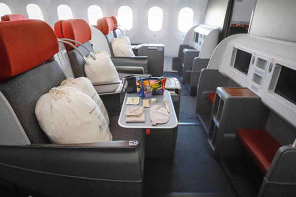LATAM presenta le nuove cabine a Roma Fiumicino - MD80.it